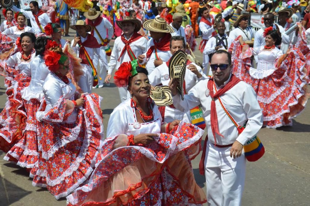 La música en mil estilos : Cumbia!!! Valentina Veliz